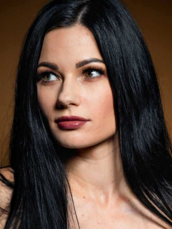 Model Natalia Fomenko | ATR.ONE