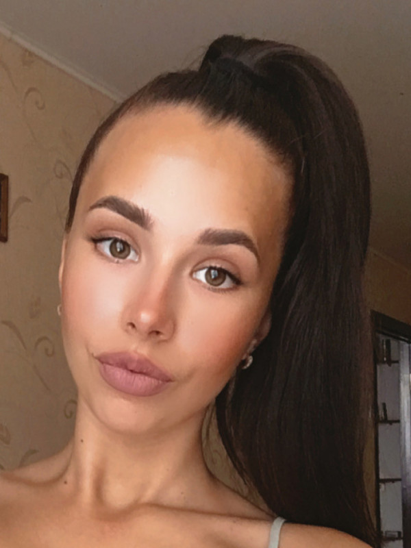 Maria Minich | ATR.ONE